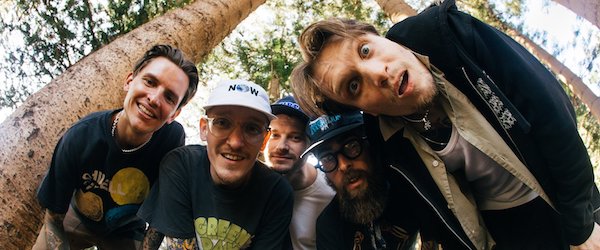 Review: Neck Deep – Neck Deep – it's all dead